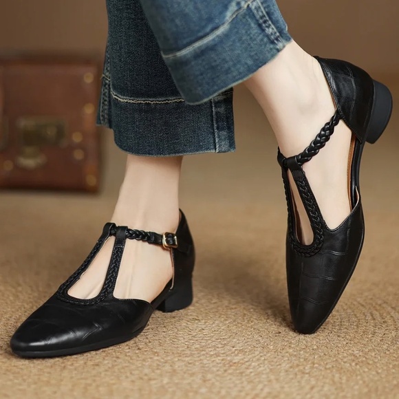 Sarah and Kate | Shoes | New Sarah And Kate Mary Janes Size 95 Eu 4 ...